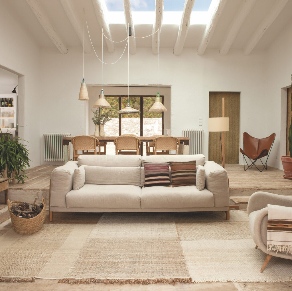 51 Large Area Rugs to Underscore Your Decor with a Designer Touch