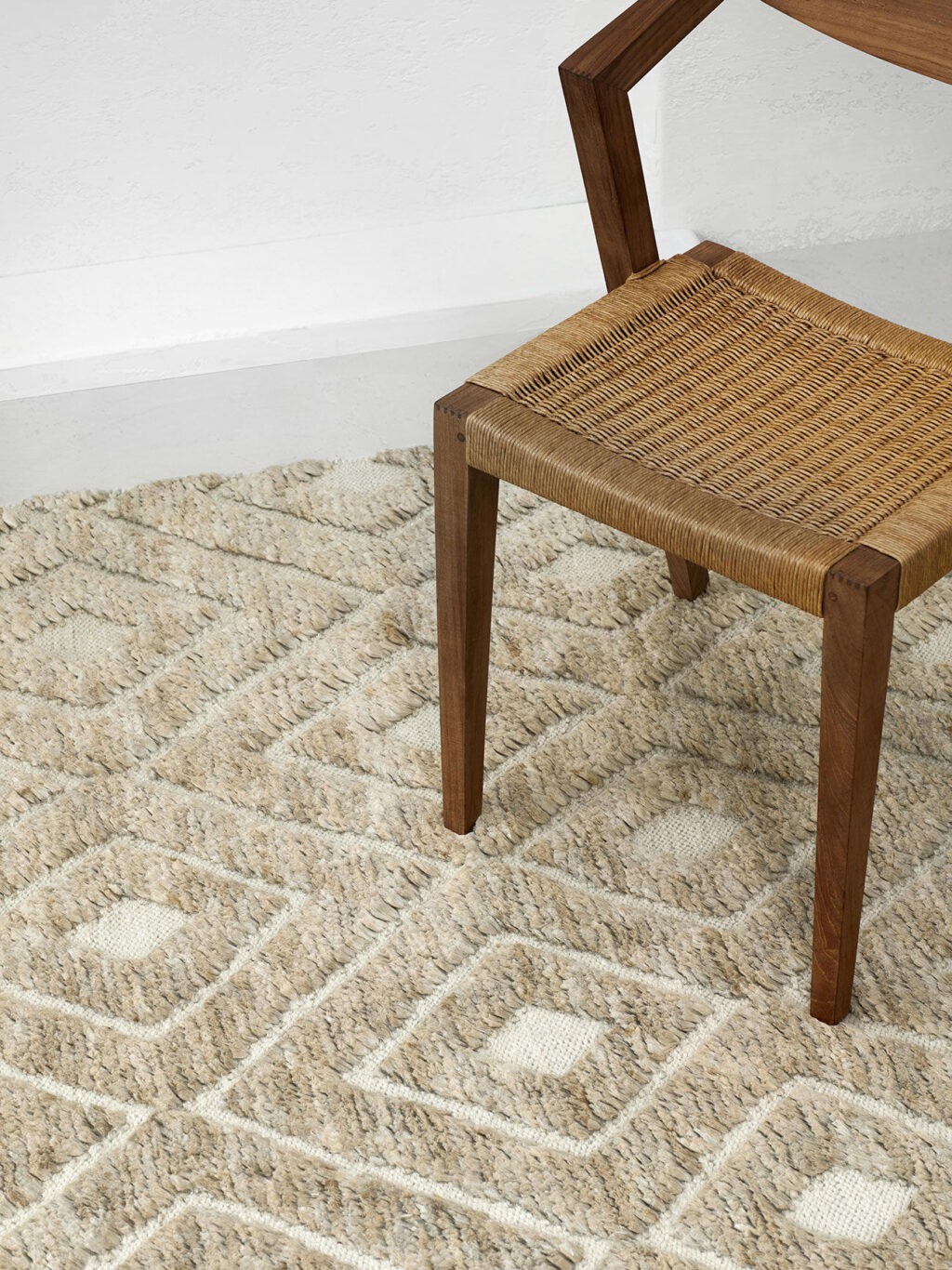 51 Jute Rugs To Add Natural Appeal To Any Area Of Your Home