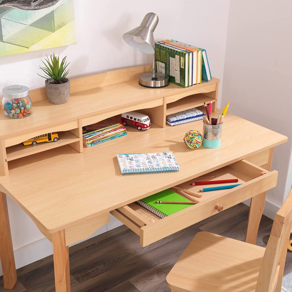 51 Wooden Desks for Timeless Style and Endless Productivity