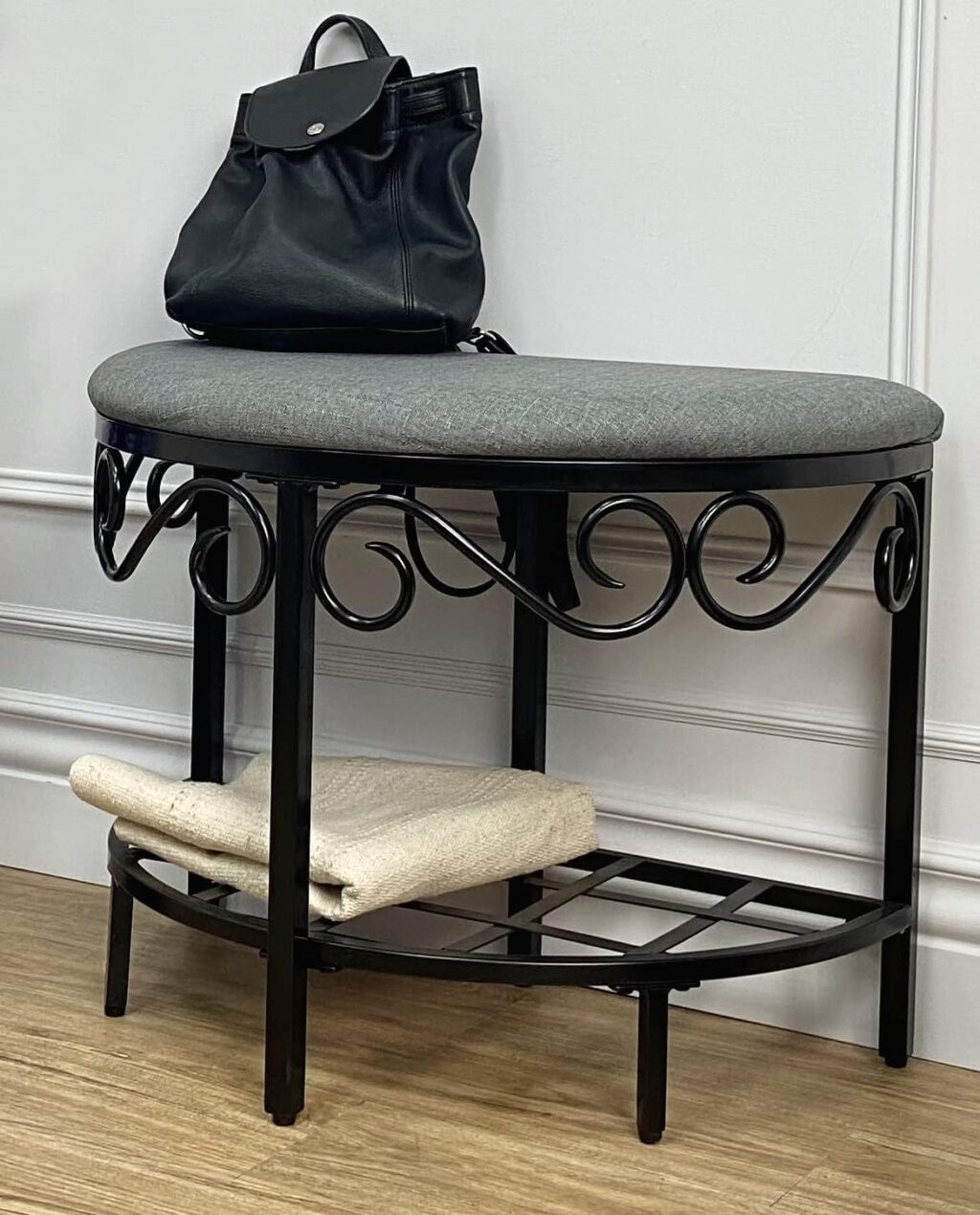44 Entryway Stools to Make Your Threshold Stylish and Functional