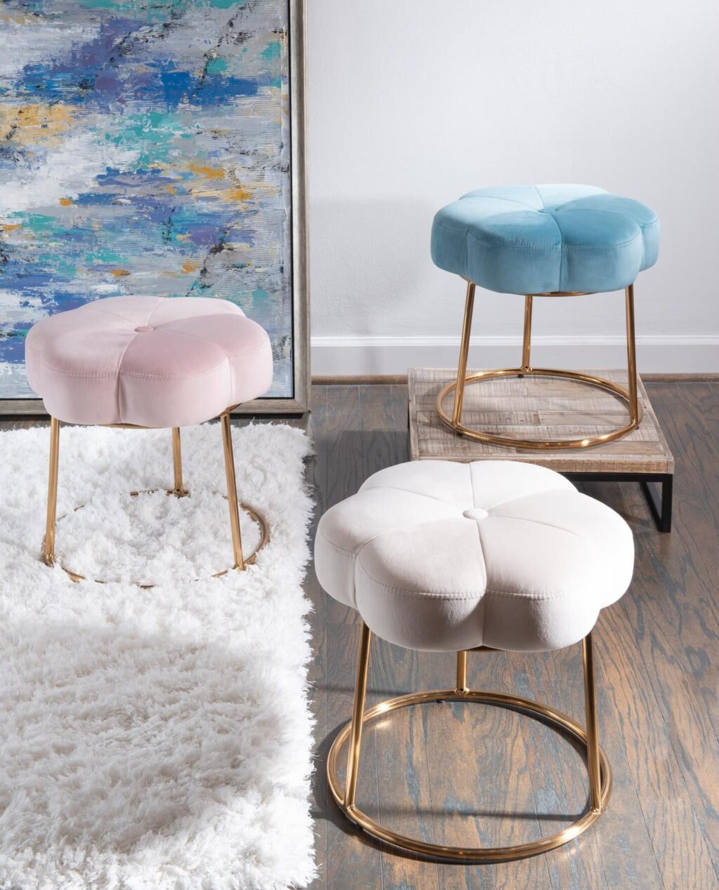 44 Entryway Stools to Make Your Threshold Stylish and Functional