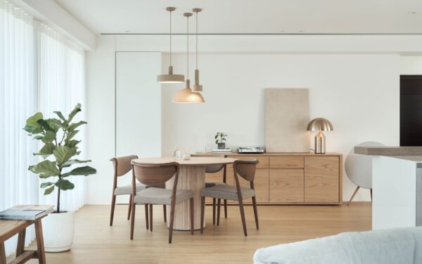 40 Aesthetic Dining Rooms With Tips & Inspiration To Help You Design Yours