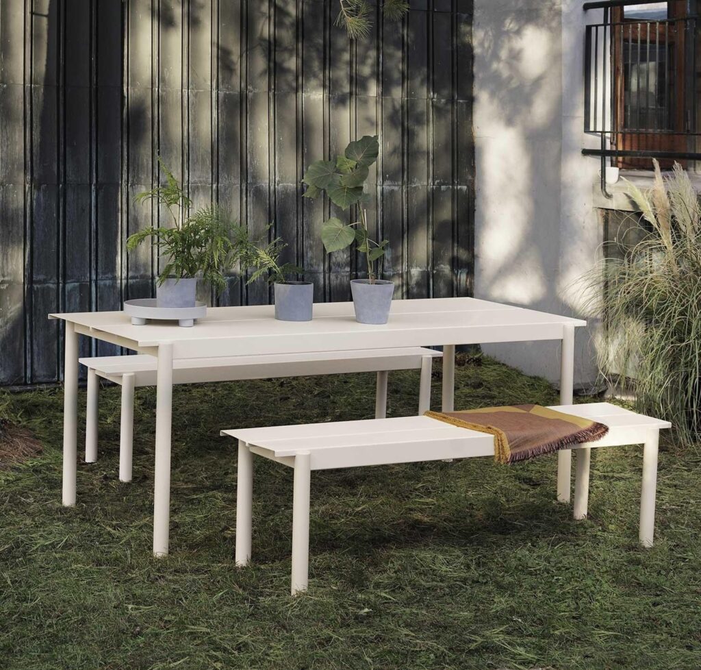 51 White Dining Tables for A Bright Dining Room Refresh