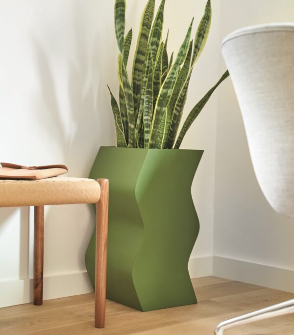 51 Large Planters to Upgrade Your Plant Game