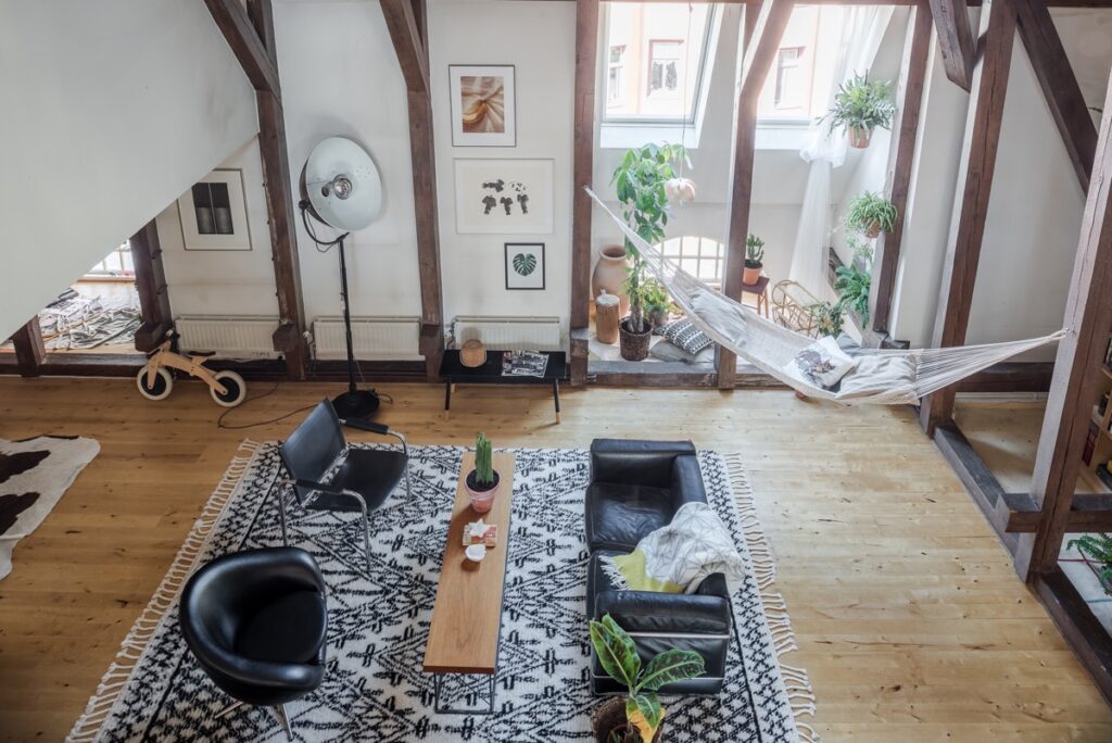 51 Eclectic Living Rooms With Tips And Ideas To Help You Decorate Yours