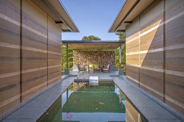 A Modern Rammed Earth House That Emphasizes Sustainability [Video]