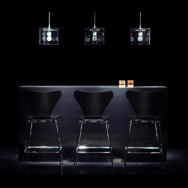 51 Black Bar Stools that Look Great with Any Decor Style