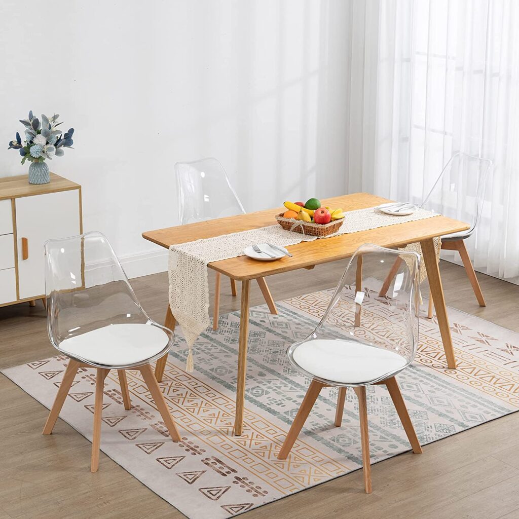 51 Clear Chairs That Put a Fresh Spin on Modern Minimalism