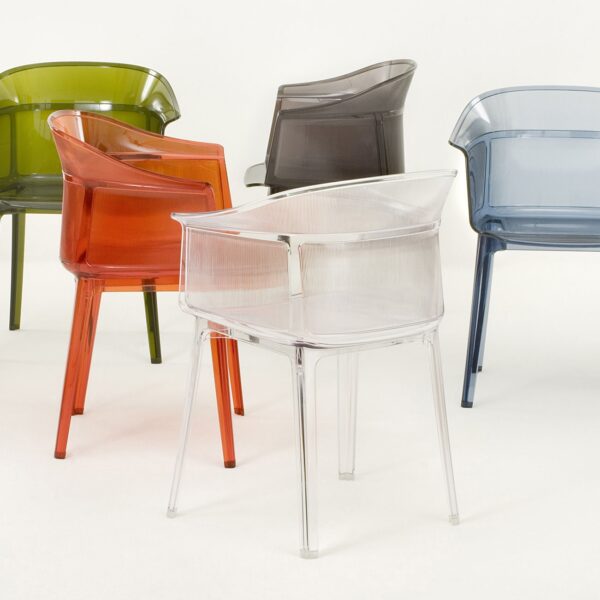 51 Clear Chairs That Put a Fresh Spin on Modern Minimalism