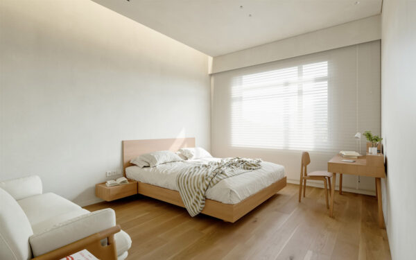 The Calming Effects Of Light & Relaxed Interior Design
