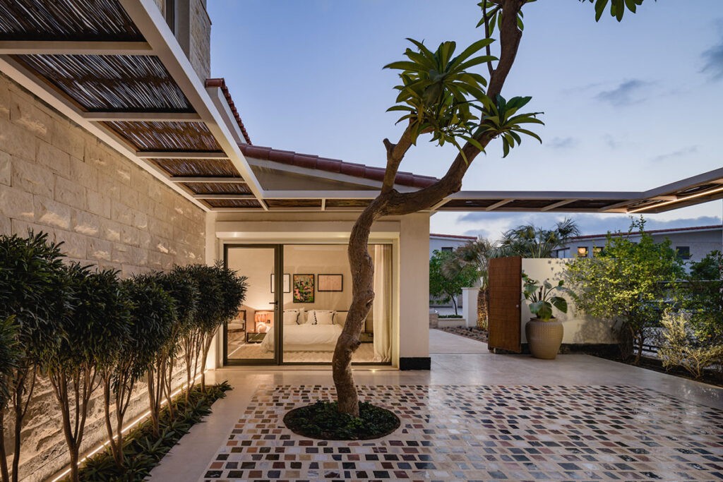 Fresh Home Design With Interior Arches