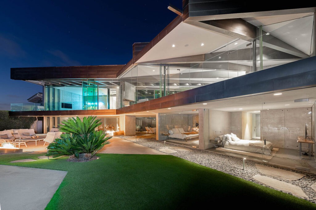 Westworld Season 3 Premiere House