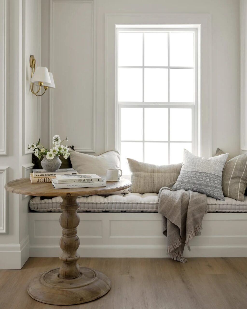 51 Round Kitchen Tables to Complete the Perfect Breakfast Nook