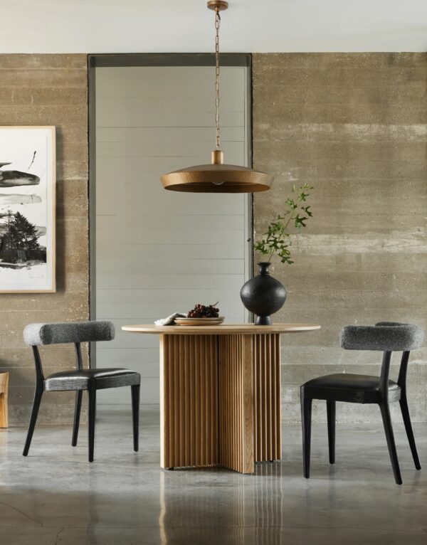 51 Round Kitchen Tables to Complete the Perfect Breakfast Nook