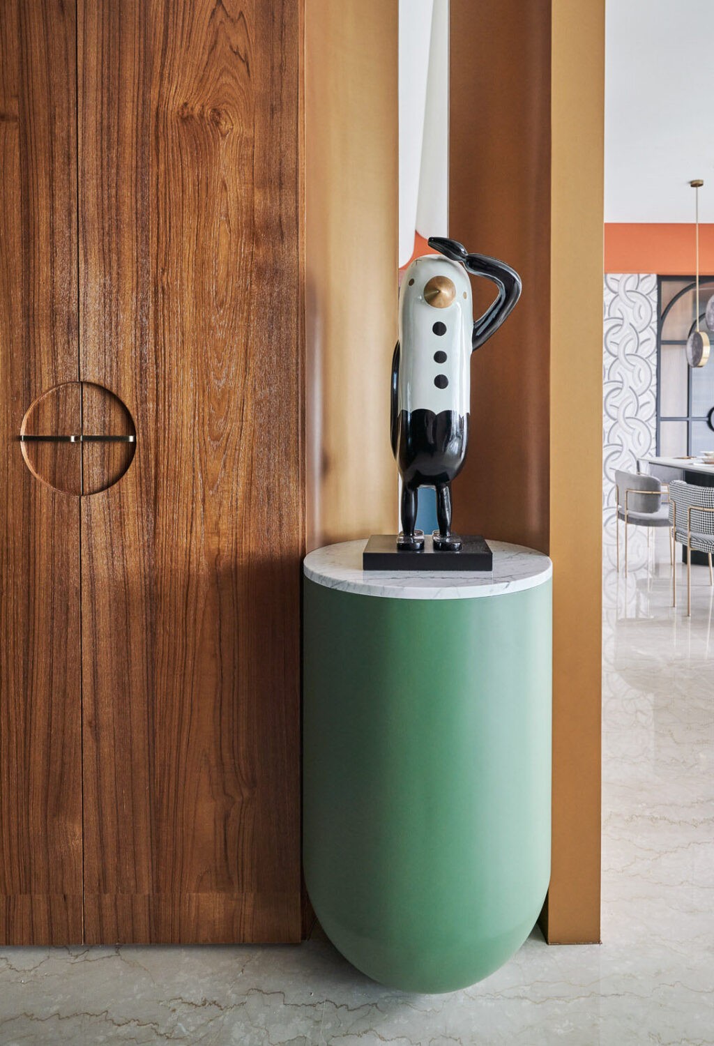 unique art plinth | Interior Design Ideas