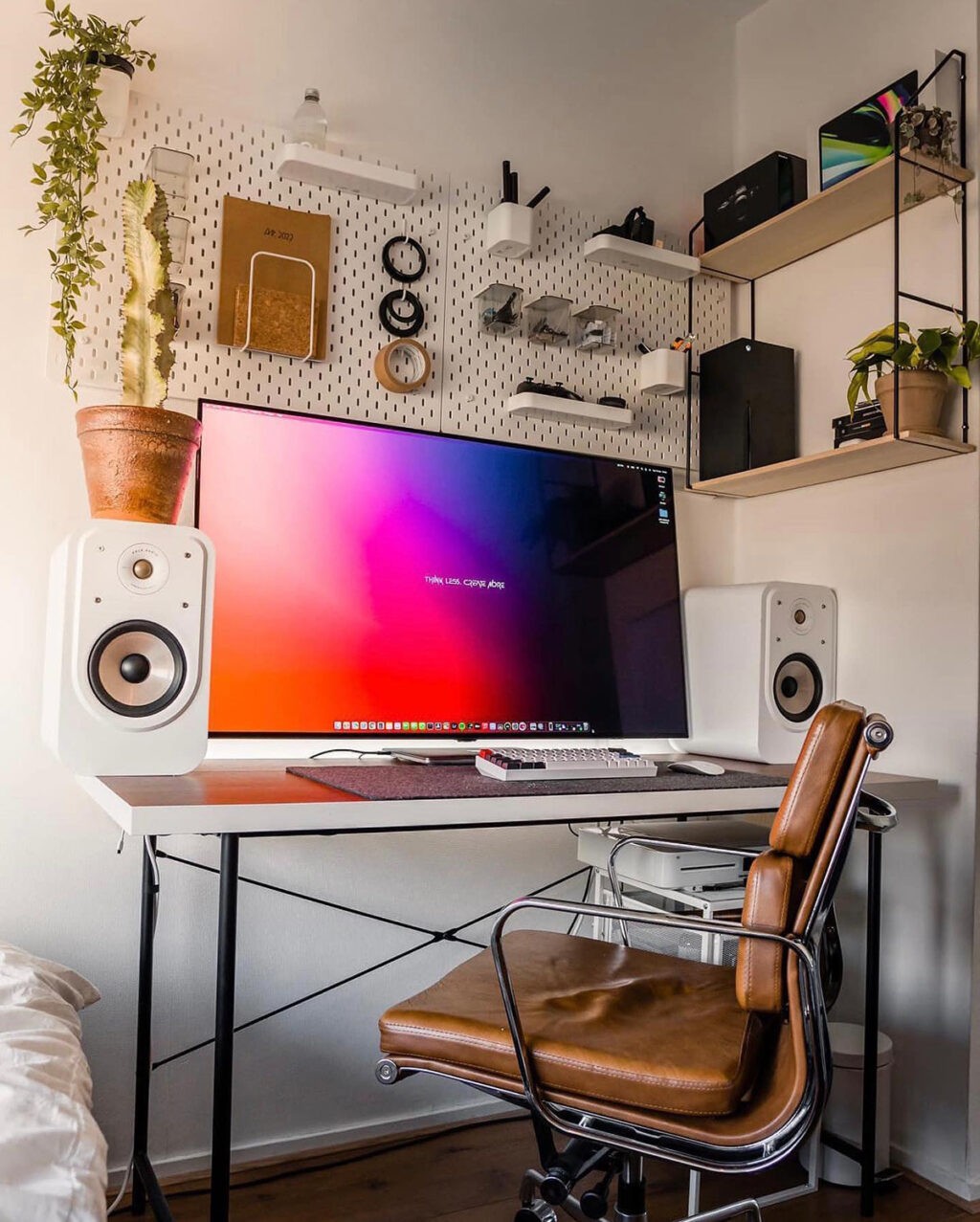 40 Home Office Setup Ideas That Have Great Storage and Style
