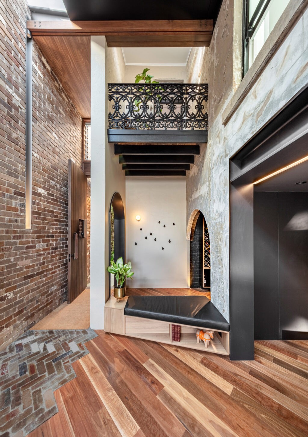 built in seat | Interior Design Ideas