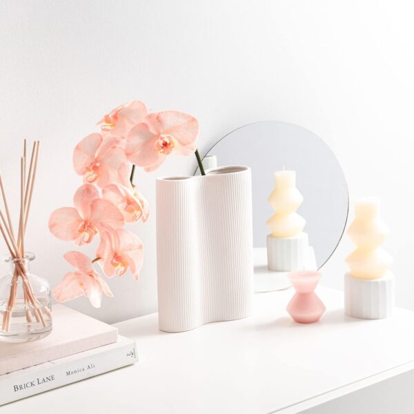 Product of the Week: Infinity Ceramic Vase
