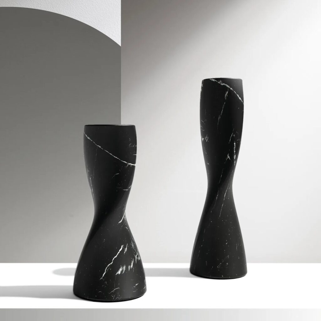 51 Black Vases Sure to Look Great Anywhere