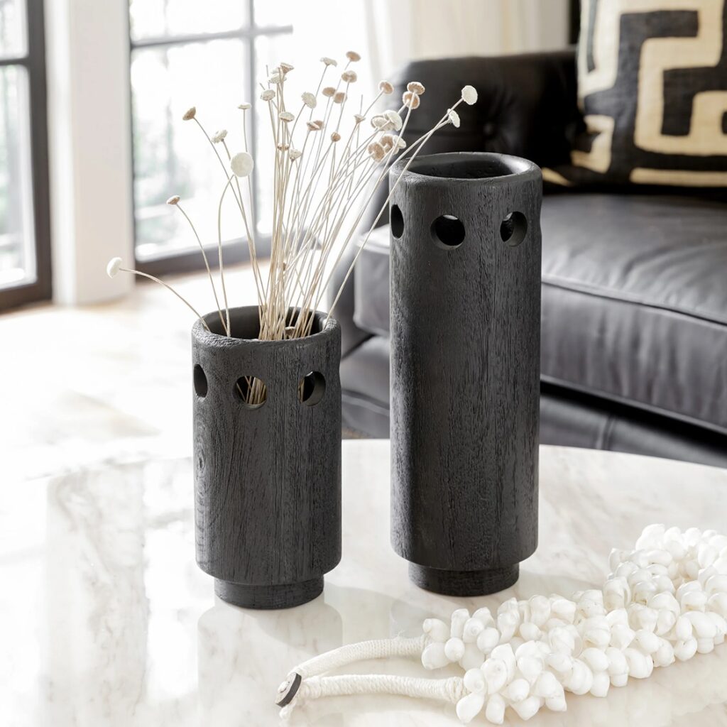 51 Black Vases Sure to Look Great Anywhere