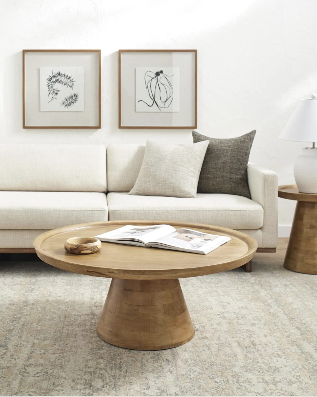 25 Solid Wood Coffee Tables To Bring Natural Beauty to Your Living Space