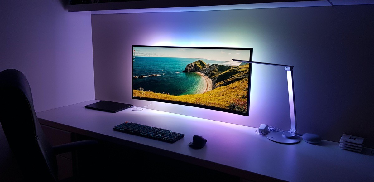 23 Minimalist Gaming Setup Ideas